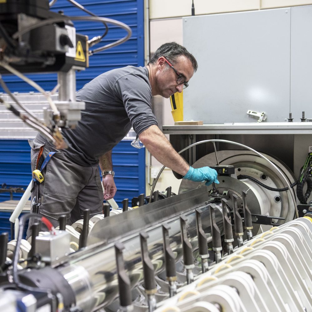 Thermal production winding robot - Roxel