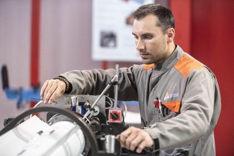 Roxel is the European leader in tactical propulsion systems and a major ...